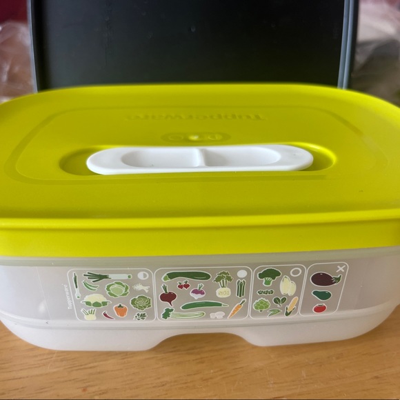 Tupperware | Kitchen | Tupperware Fridgesmart Small | Poshmark